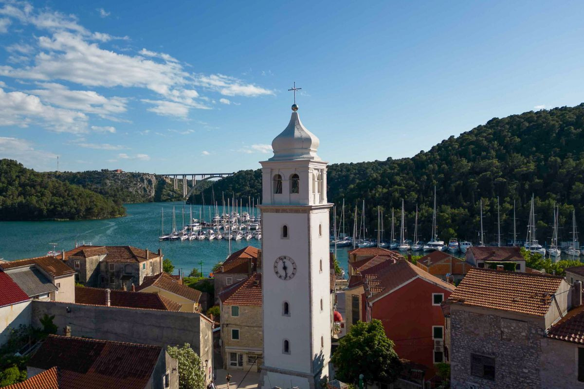 Heritage Croatia | Skradin – bogata sakralna i povijesna baština koju skriva rijeka Krka